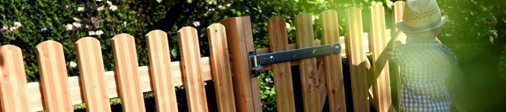 Douglas reliëf hekpoort 100x80cm incl klink - Prins Houthandel